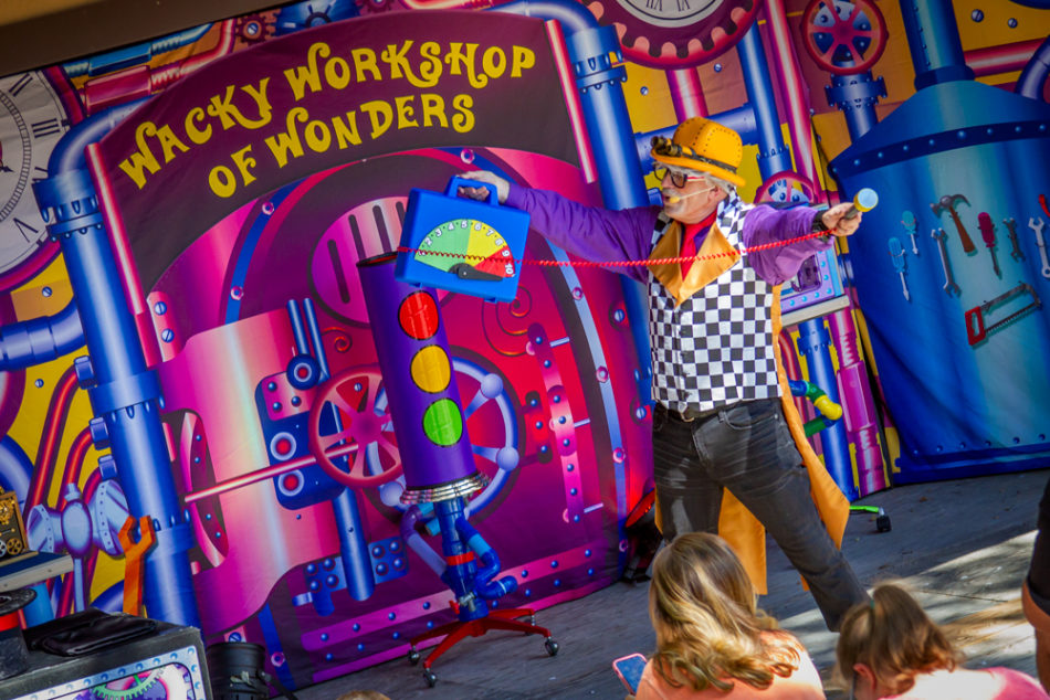 Backdrops & Prints : Daniel Teran